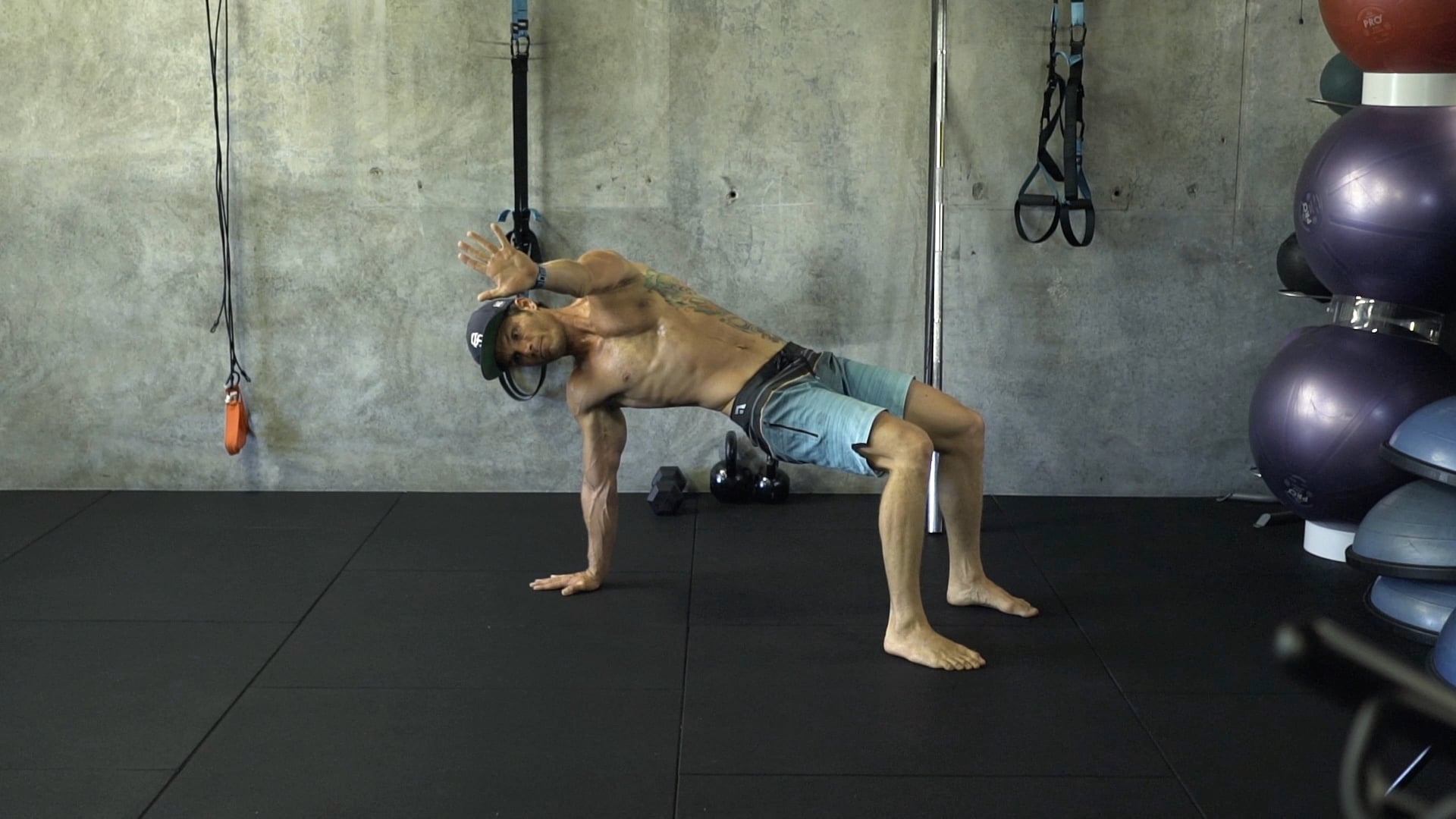 Best Surf Paddling Workouts to Boost Power and Endurance